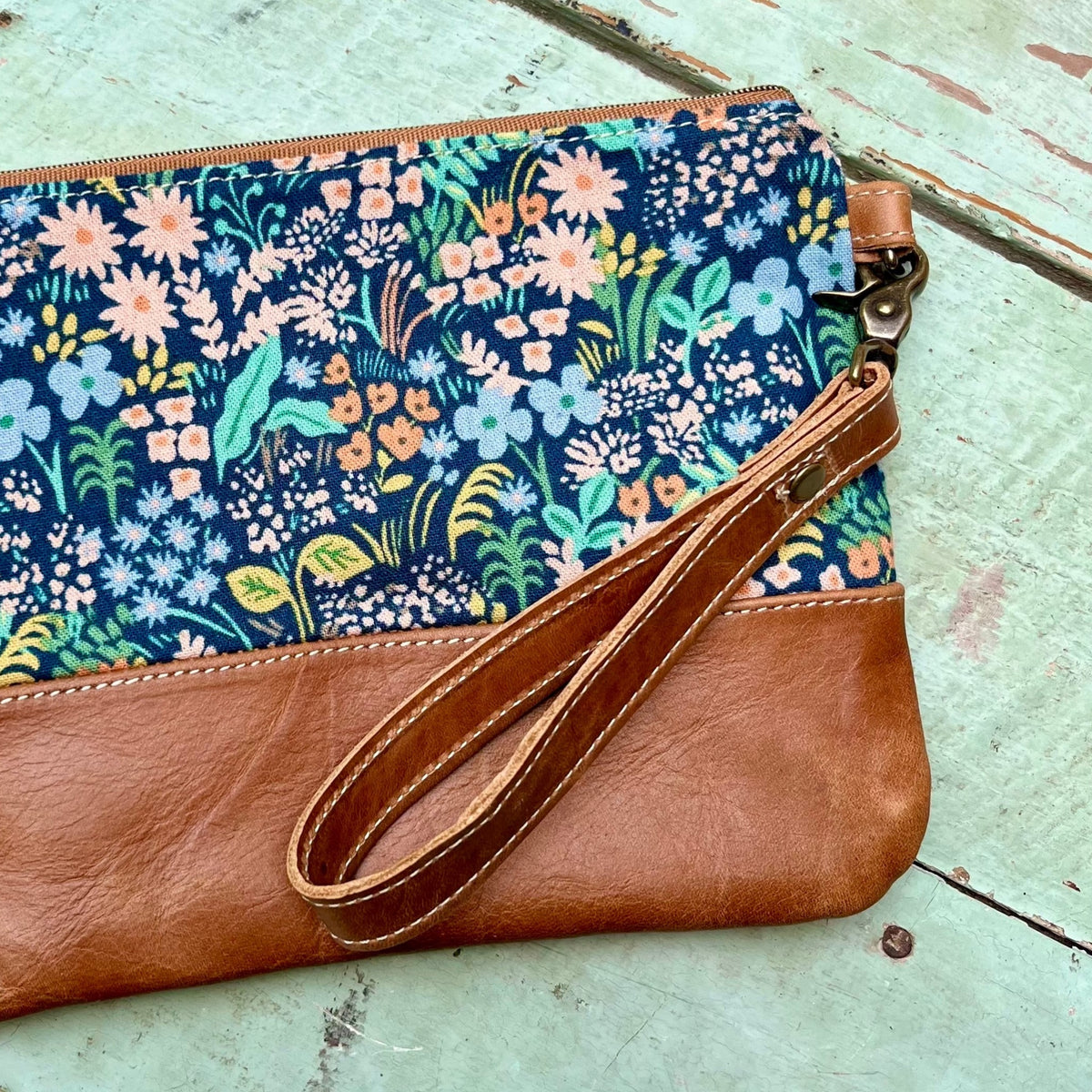 The Nesting Pouch – Juniper Grove